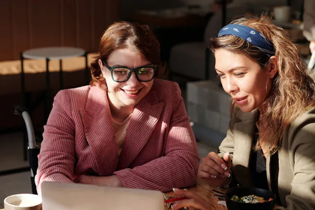 10 Ways to Create a Simple and Effective Client Contract | FreshBooks Blog