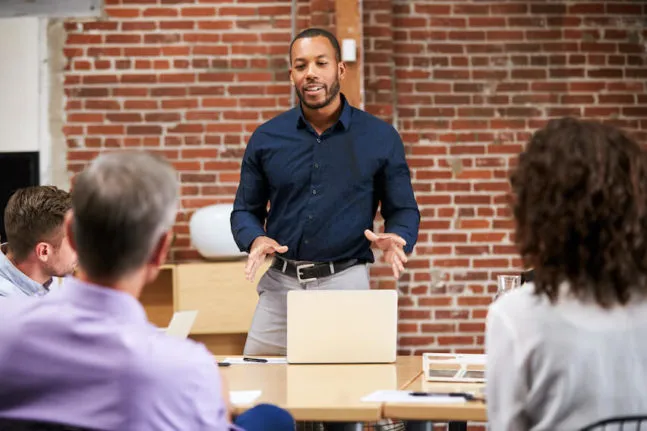 How to Be a Thought Leader and Win More Business | FreshBooks Blog