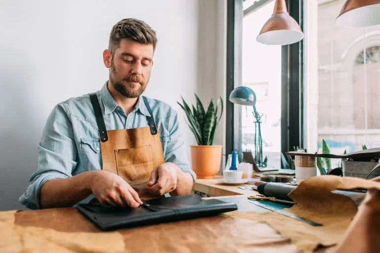 Doing Business As (DBA): What Is It and Why Is It Needed? | FreshBooks Blog