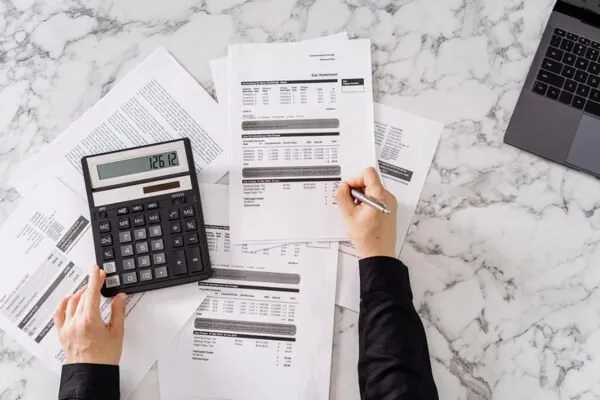 Project Estimation (2025): Techniques, Process, & Example