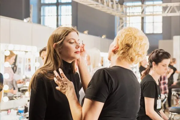 How to Start a Makeup Business: 10 Simple Steps - FreshBooks