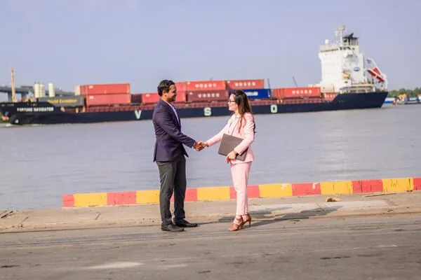 What Is A Shipping Invoice? A Bill Of Lading Guide For Small Businesses