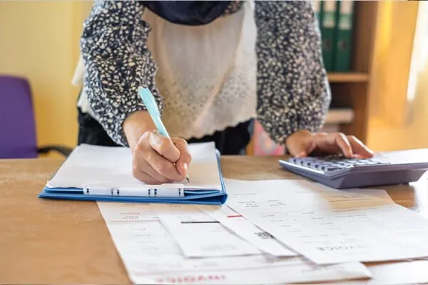 How to Make an Interim Invoice | Progress Billing for Small Businesses